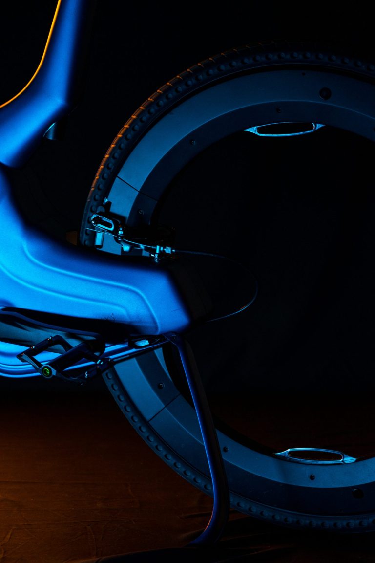 Nova e-bike Beno Reevo: acabam-se os raios e os cubos? [com vídeos ...