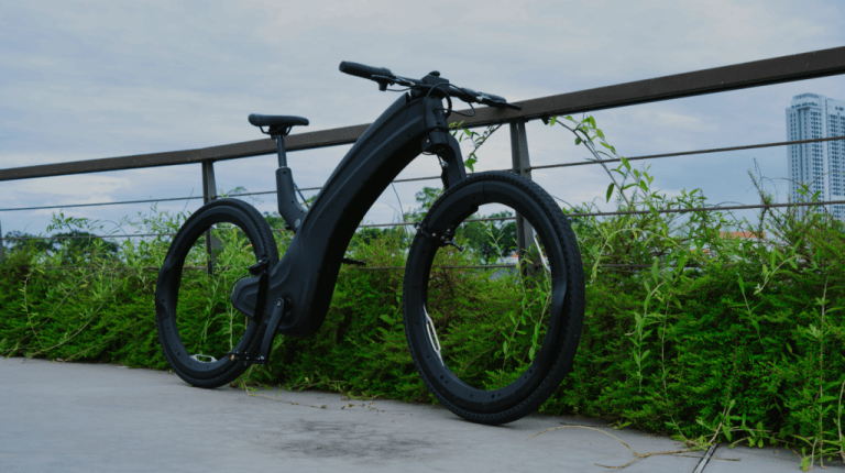 Nova e-bike Beno Reevo: acabam-se os raios e os cubos? [com vídeos ...