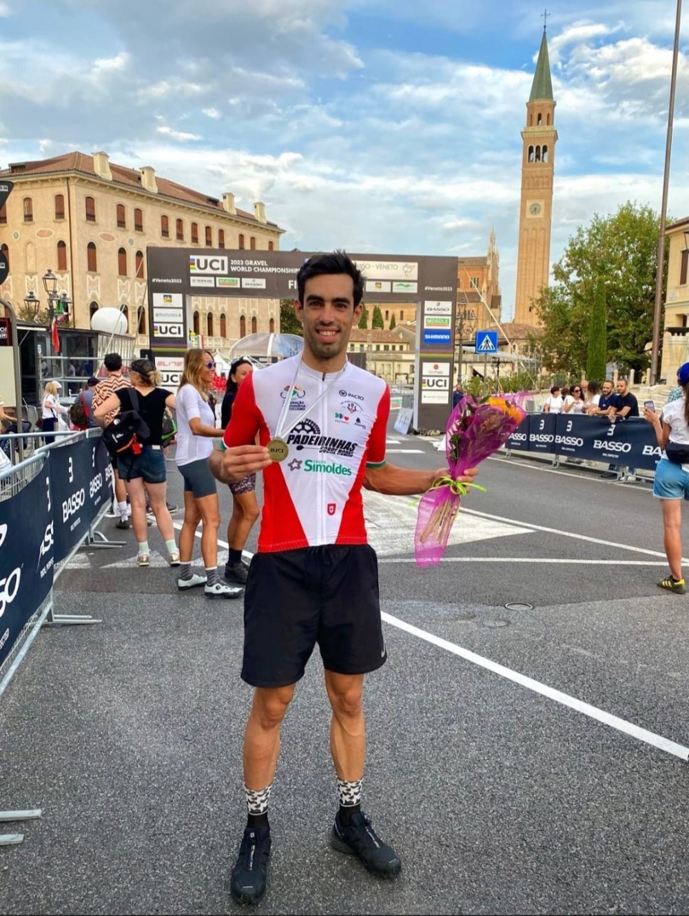 André Resende ascende ao terceiro lugar nos mundiais de Gravel