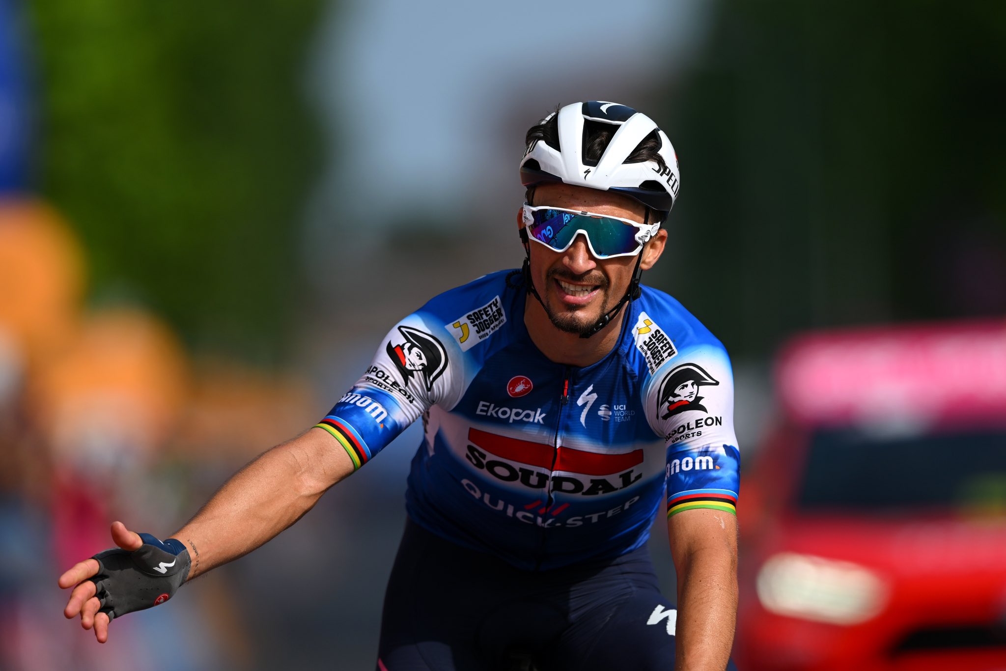 É oficial: Julian Alaphilippe deixa a Soudal pela Tudor em 2025 GoRide.pt